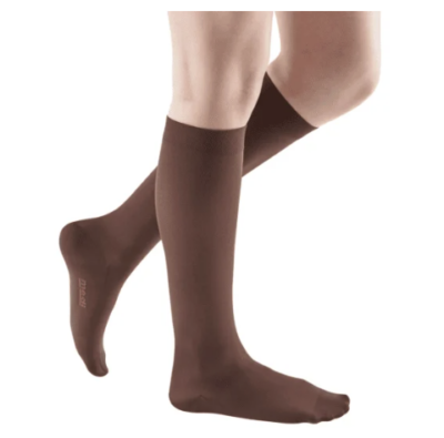 How Long Should You Wear Compression Socks for Swelling?